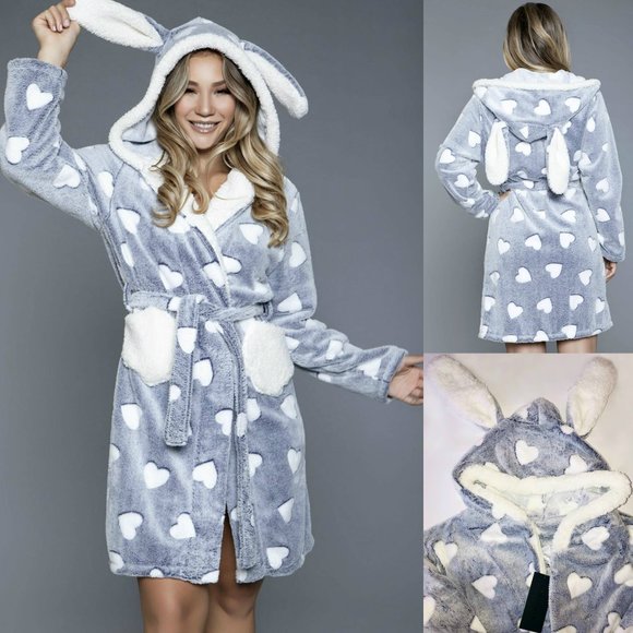 Be Wicked | Intimates & Sleepwear | Be Wicked Ultra Warm Plush Hooded ...